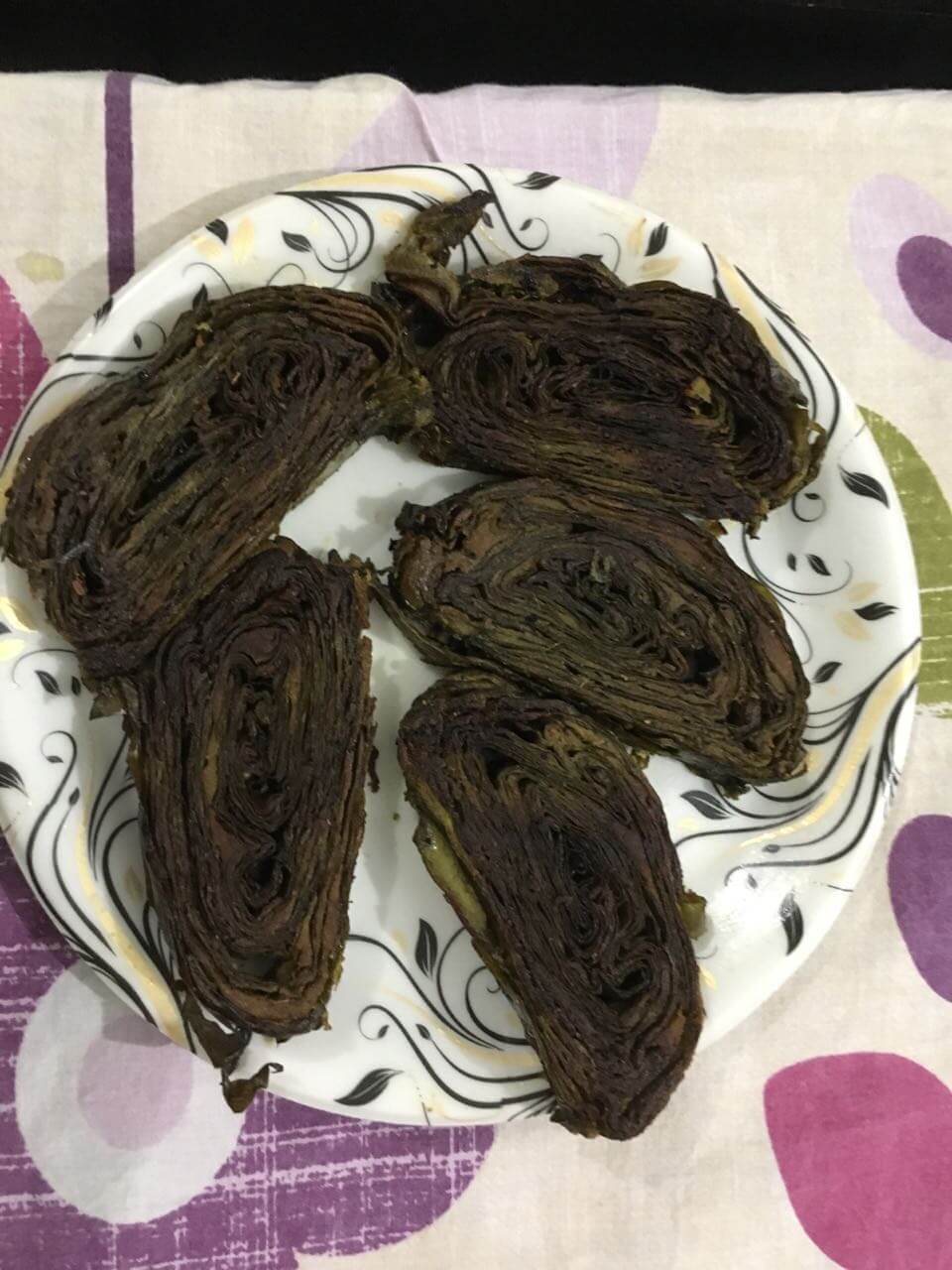 Patrode/Pathrode Recipe, How to make Arbi ke Patte ke Patrode Recipe